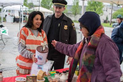 South Russell: Bail for a cause | South Russell | chagrinvalleytoday.com