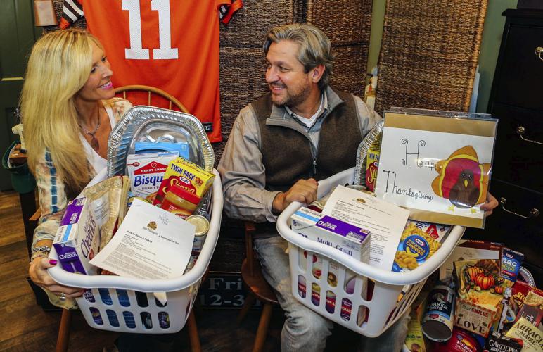 Volunteers deliver baskets of food and love | Bainbridge ...