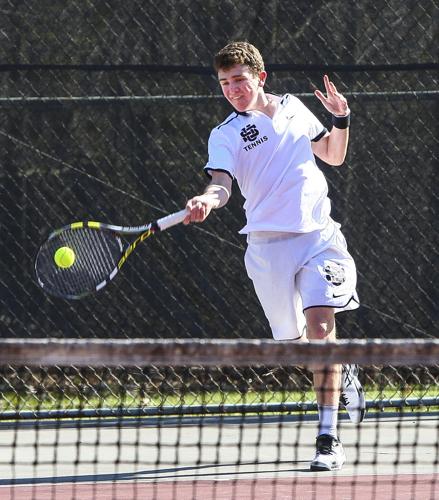 Prepper rackets sweep Hawken, 5-love | Hawken | chagrinvalleytoday.com