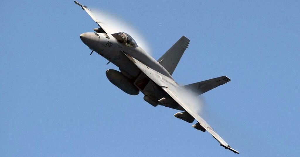 2 Navy aviators dead after F/A-18 jet crashes off Key West | National ...