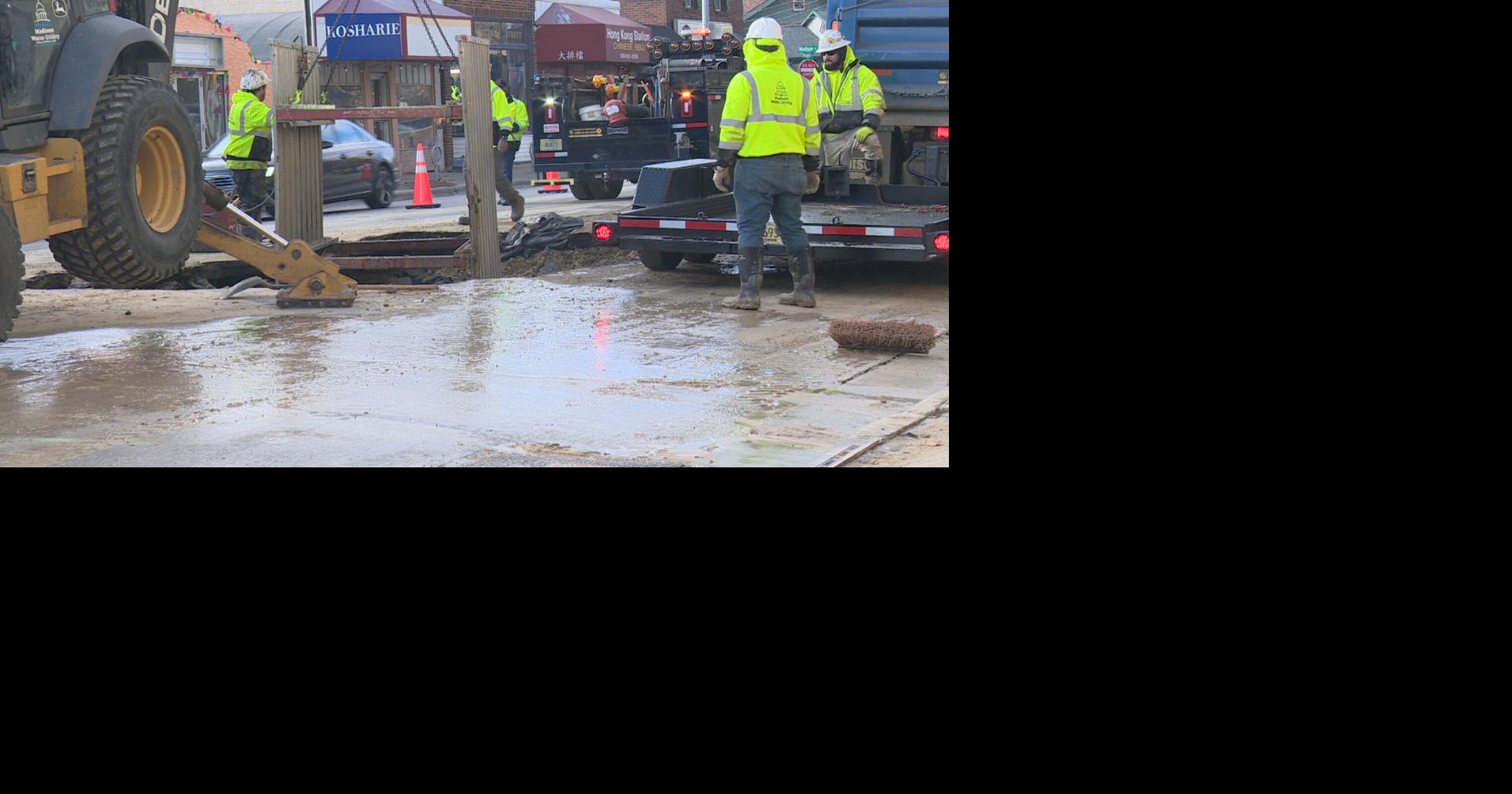 Regent Street water main work | | channel3000.com