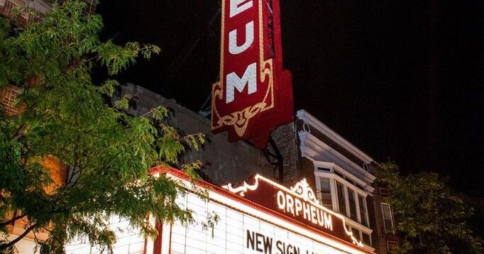 Gus lights up State Street | Doug Moe's Madison | channel3000.com