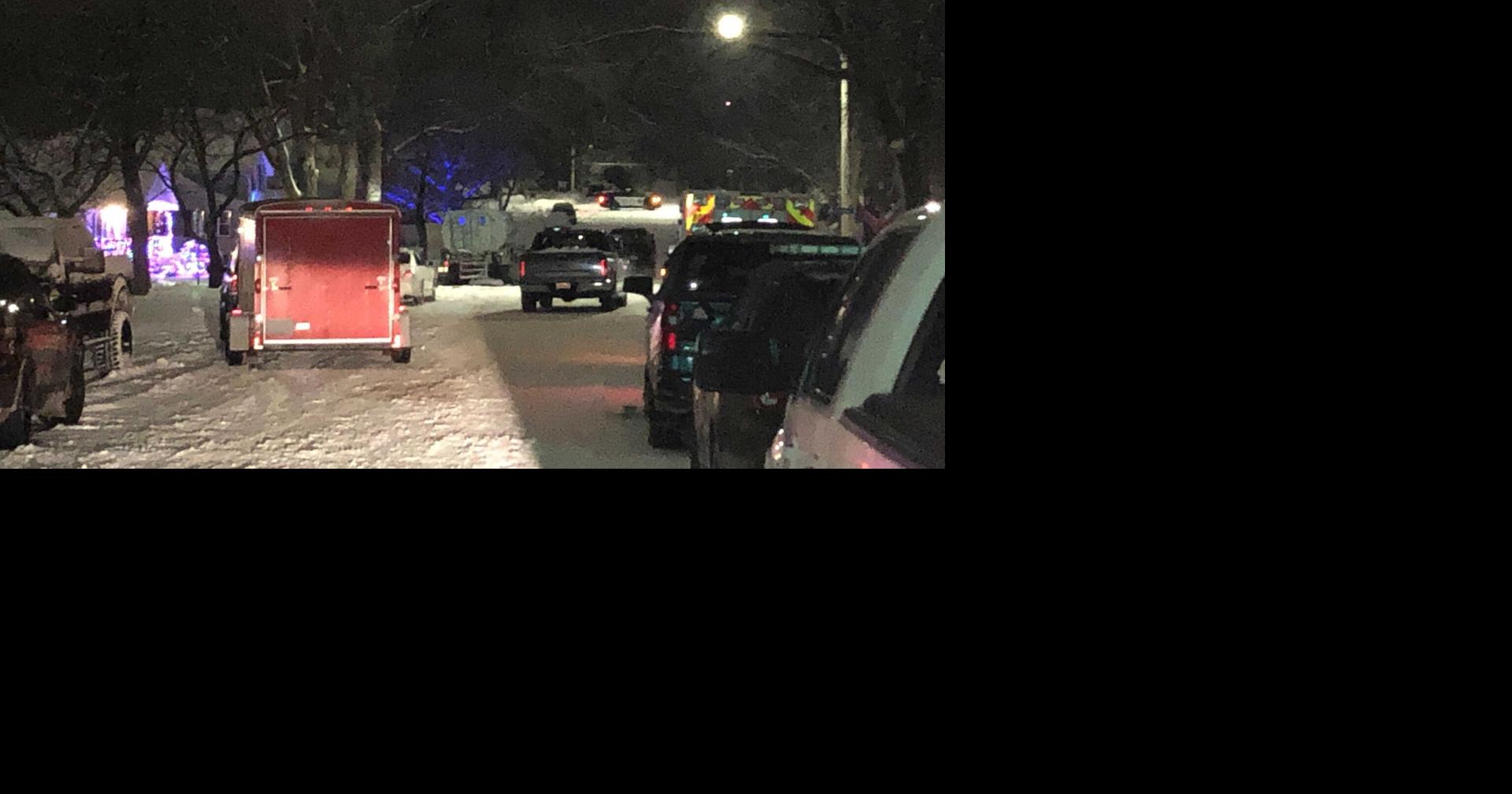 1 in custody after firing crossbow at police officer in Wisconsin Dells ...