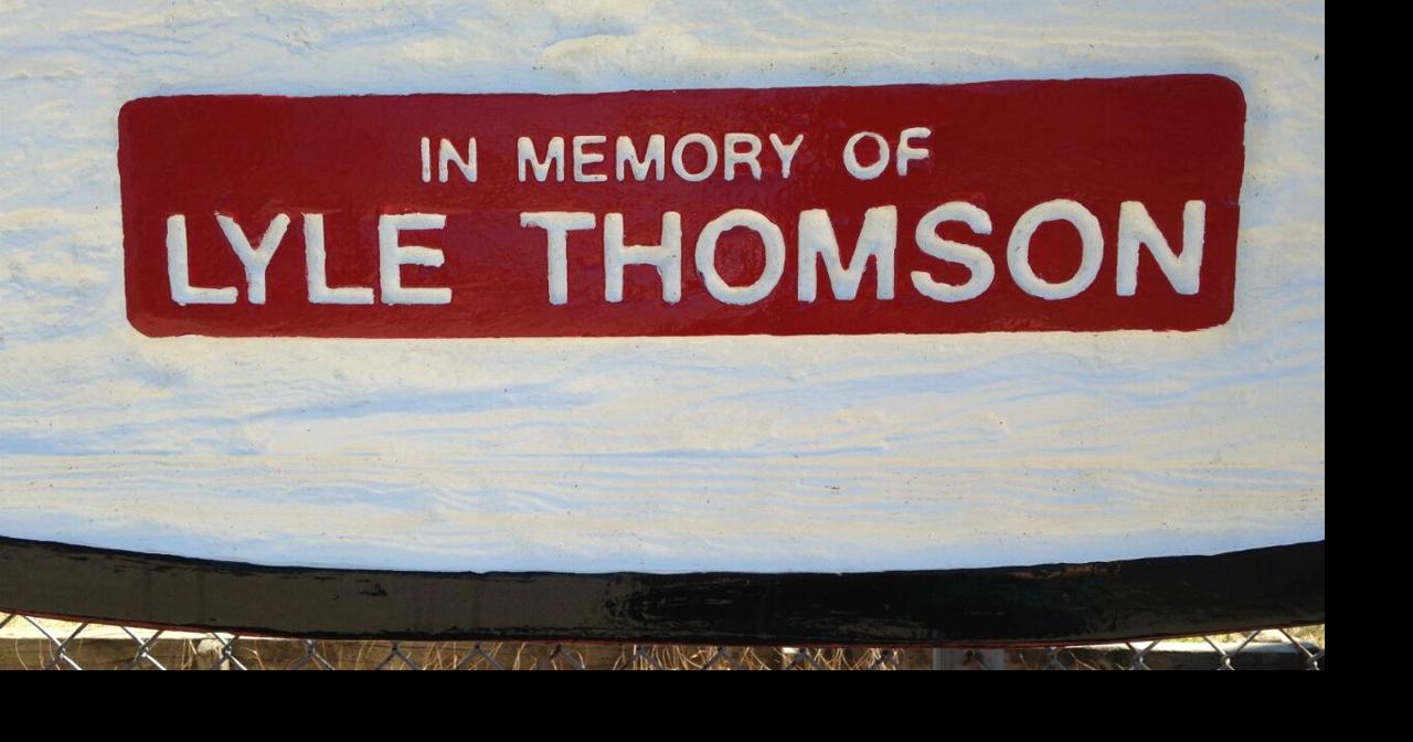 PHOTOS: Milton Redmen Country, Red Hawks signs | Local News ...