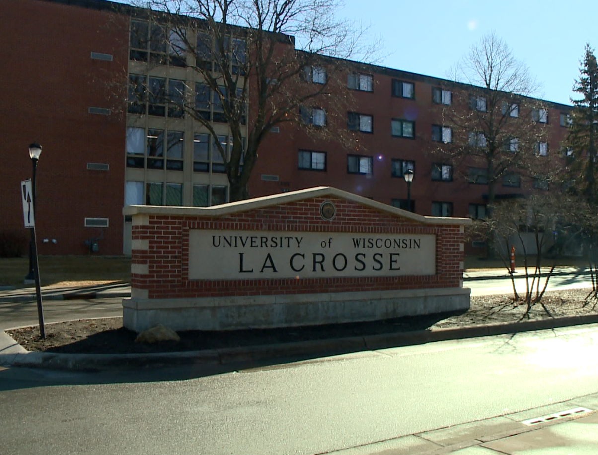 La Crosse area education leaders urge students to complete FAFSA for 2026 college enrollment ...