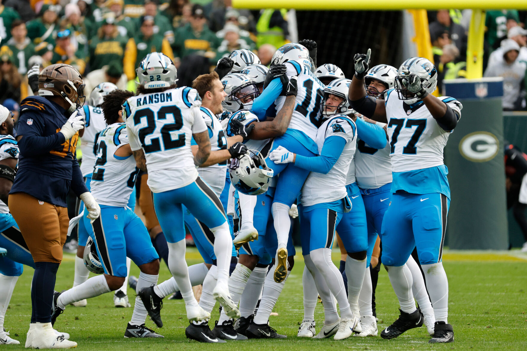 PANTHERS 16, PACKERS 13 | Mistake-prone Packers lose Tucker Kraft, then ...