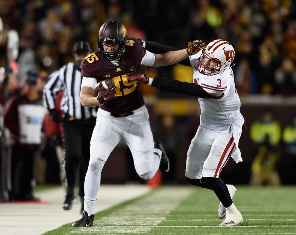 PHOTOS: Badgers vs. Gophers in a Border Battle for the axe | News ...