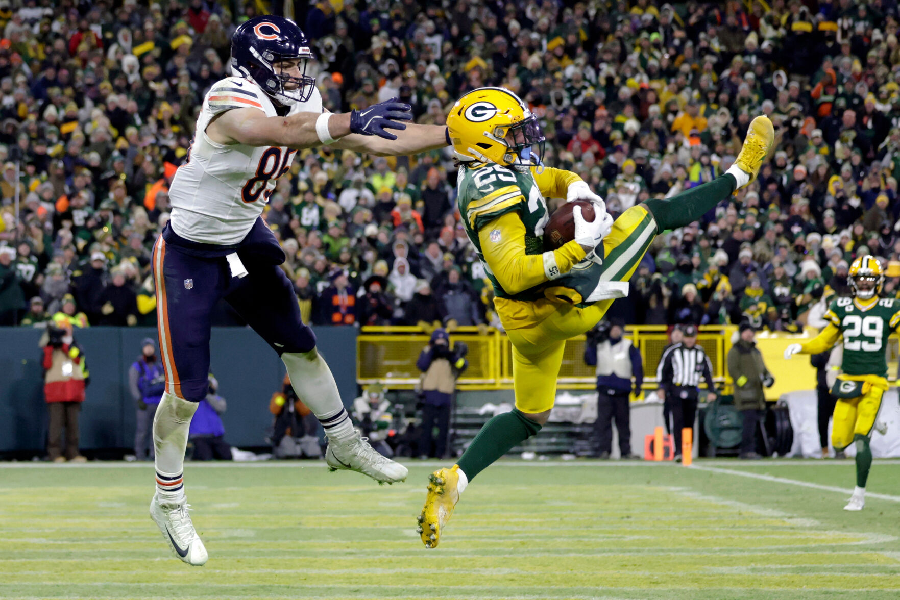 PACKERS 28, BEARS 21 | After penalty that left his head coach irate ...