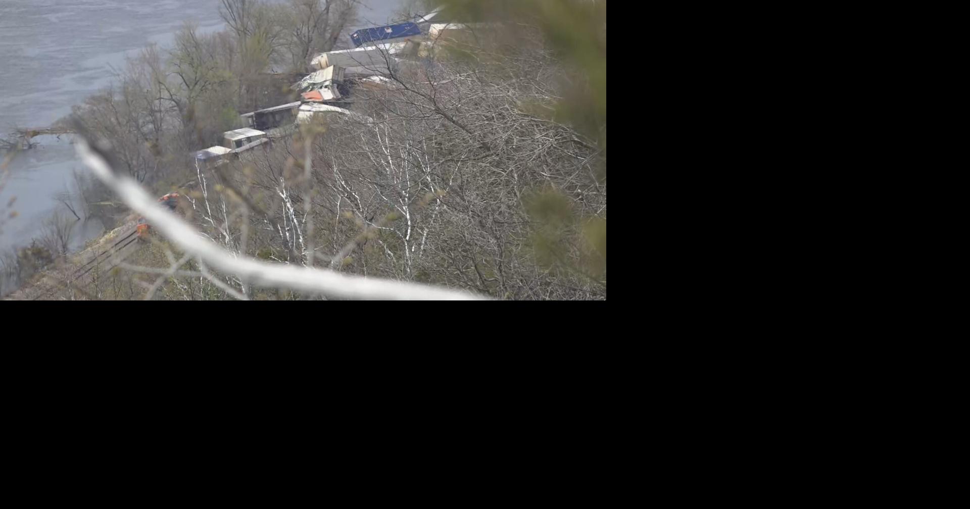 BNSF train derailment in Crawford County sends rail cars into ...