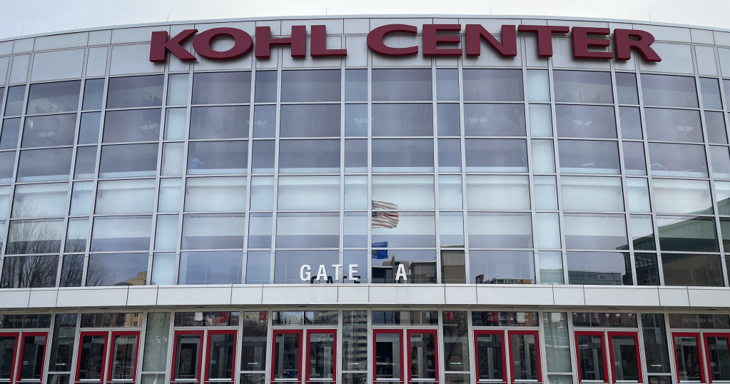 Badger men’s hockey single-game tickets go on sale Thursday morning ...