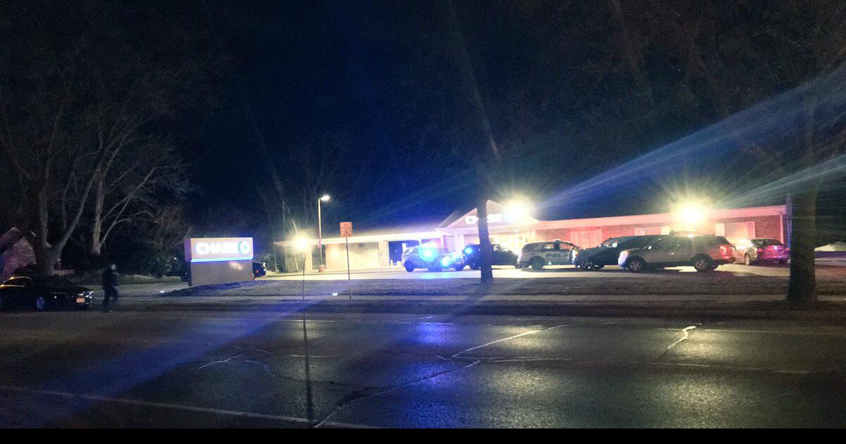 Chief: Armed security guard shoots, kills robber at bank on Madison’s ...