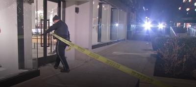 Burglars smash through front door of Lululemon store | National and ...