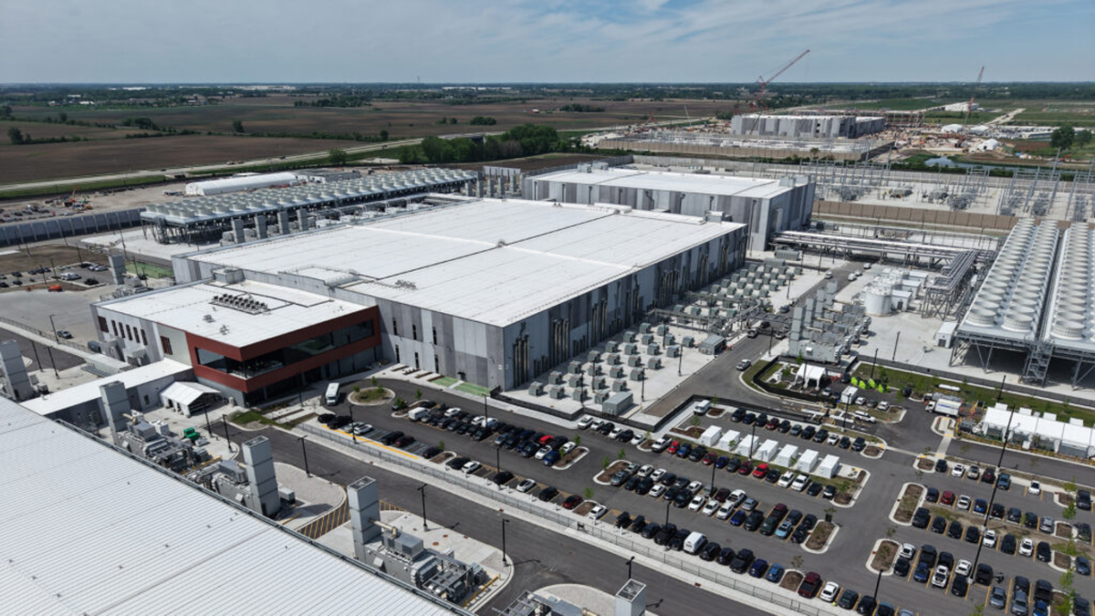 Microsoft opens first Mount Pleasant data center | News | channel3000.com