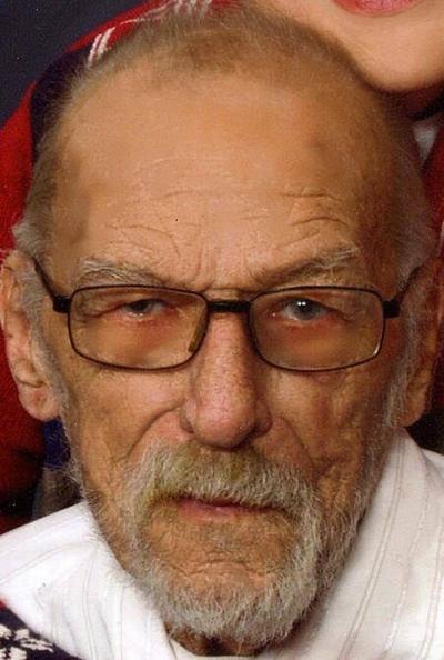 Edward C. Trapp | Obituaries | channel3000.com