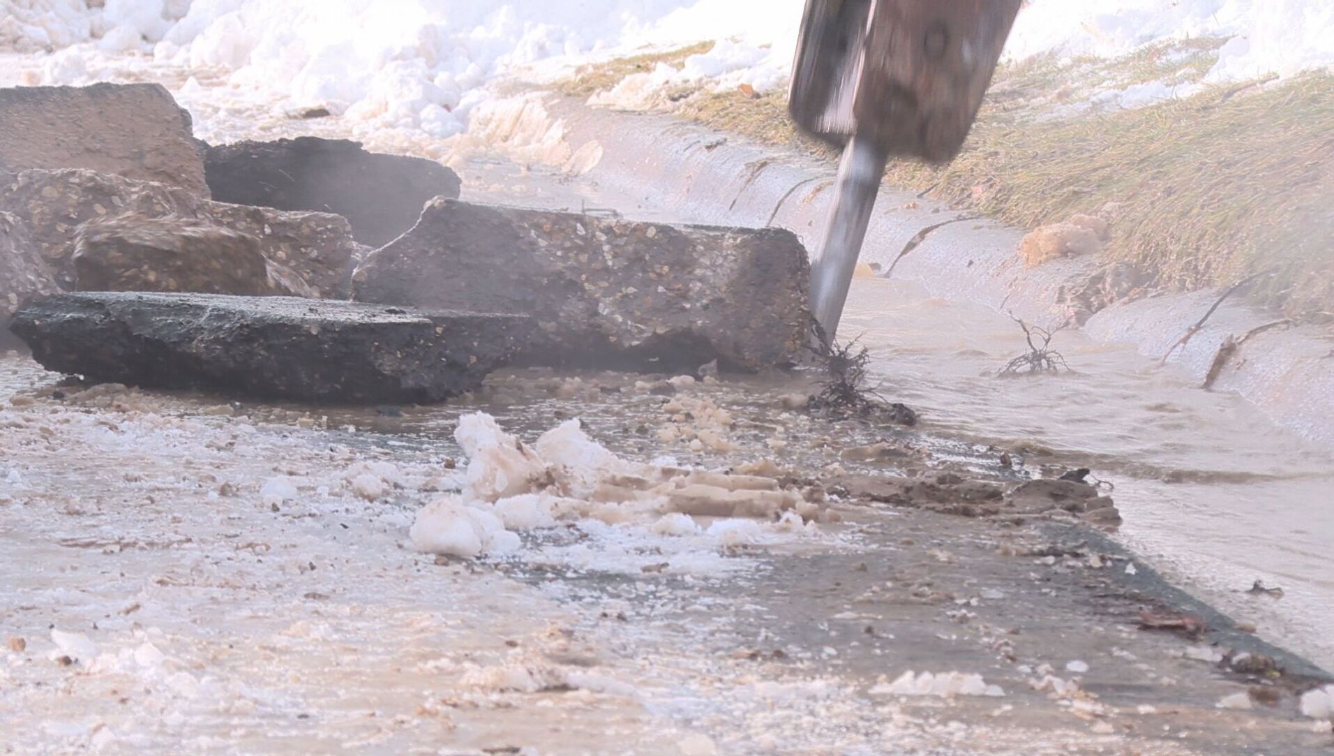 Water main breaks reported in Madison | News | channel3000.com
