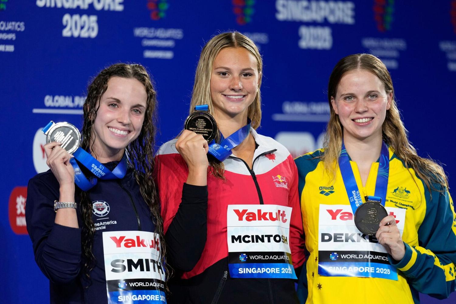 Summer McIntosh wins third World Aquatics Championships gold but falls ...