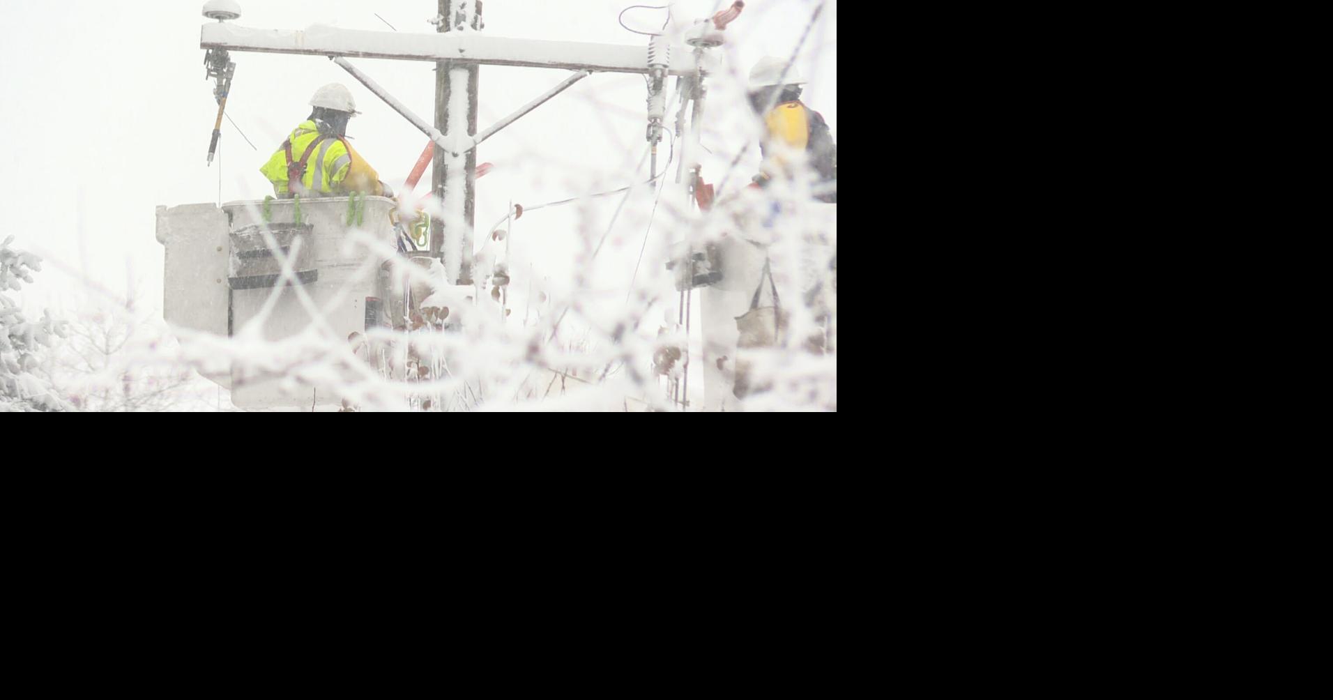 MG&E says Friday night power outage caused by car crashing into pole ...