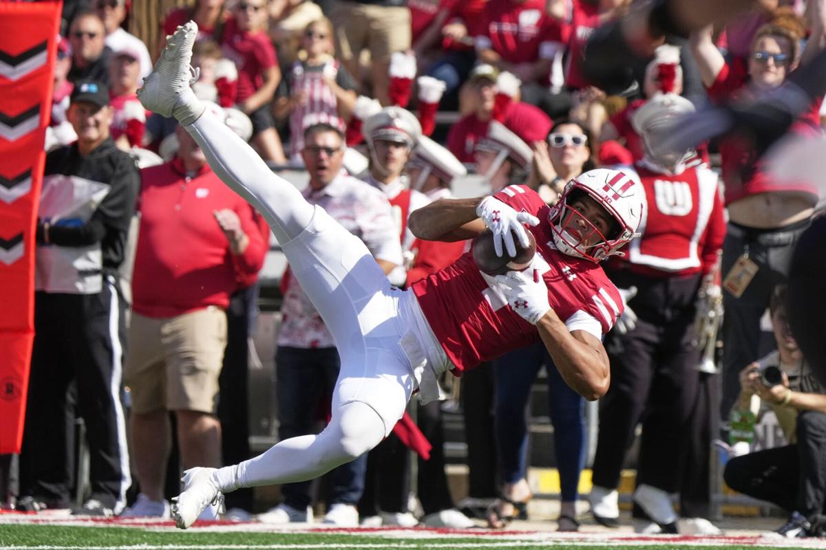 Dozens ejected during Saturday's Badgers football game at Camp Randall ...