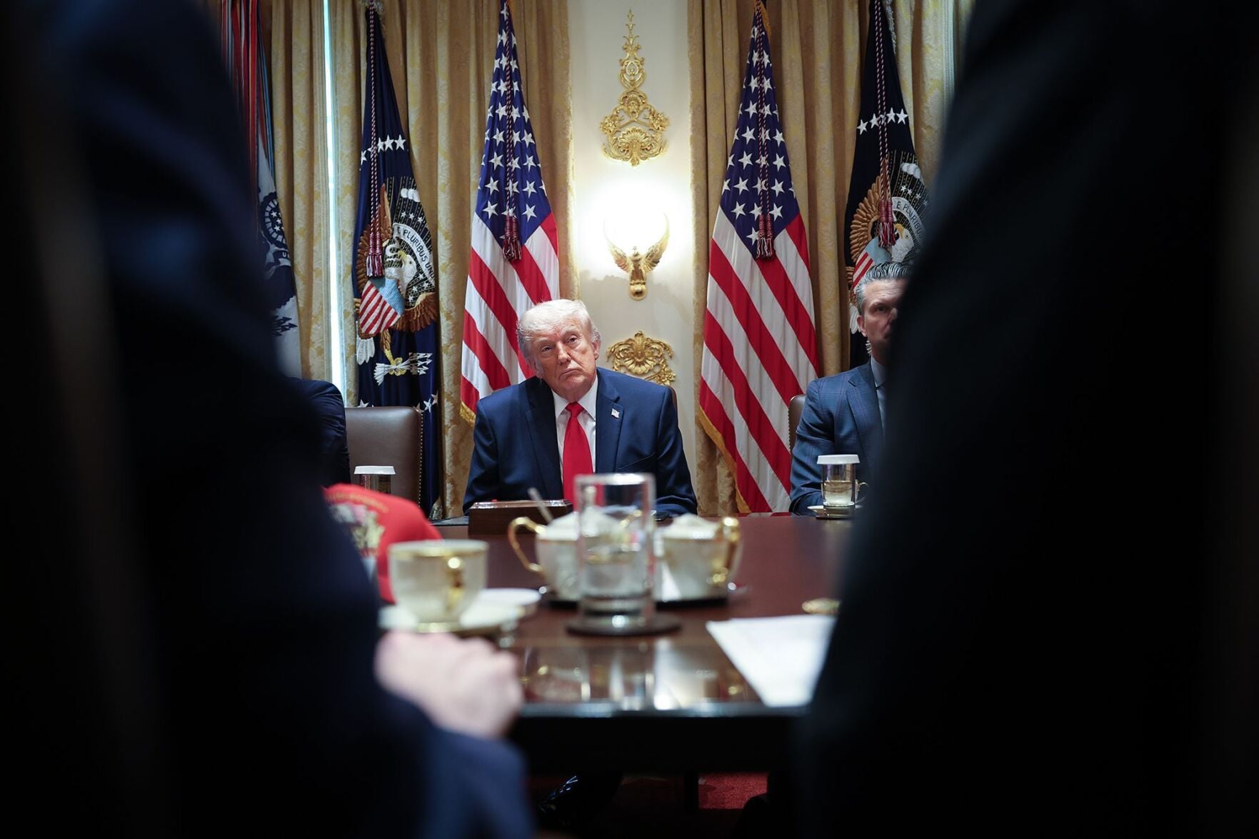 Trump signs executive order asking for access to new AI models before ...