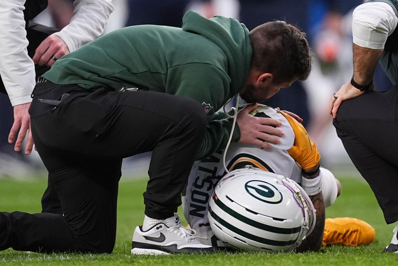 Patrick Mahomes tears ACL, Broncos eke past Packers and Bills tighten ...