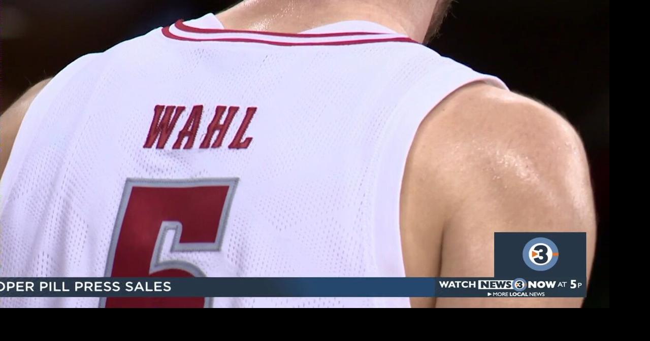 Wisconsin Huddle Preview: Wahl engraves name in Wisconsin history ...