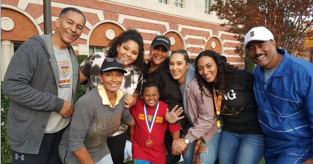 Jayne Kennedy broke barriers as one of the first Black female ...