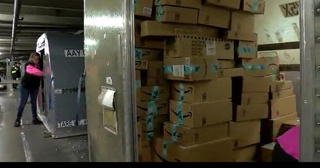 UPS works overtime during holiday season | Lifestyle | channel3000.com