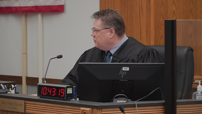 Judge denies bond modification for mother of missing Elijah Vue | News ...