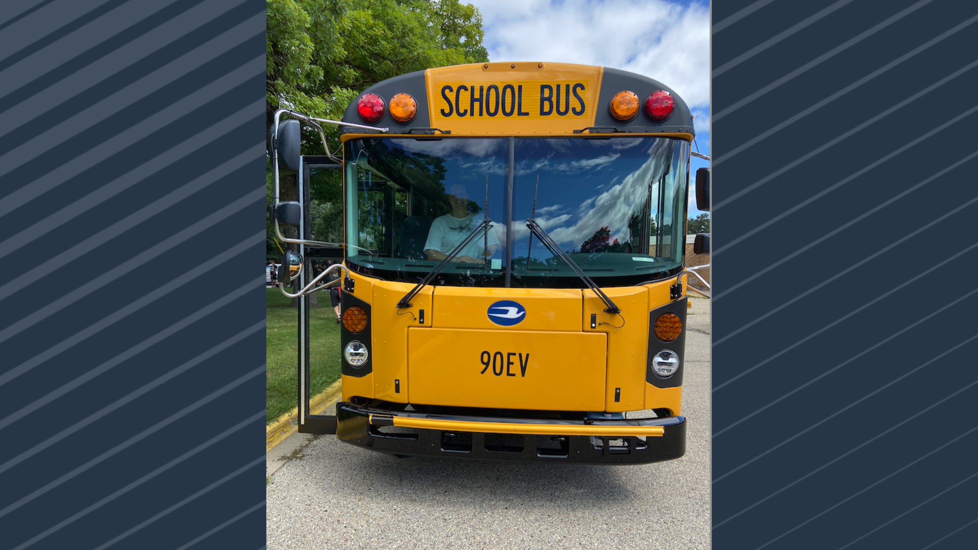 Middleton-Cross Plains Area School District adds electric school bus ...