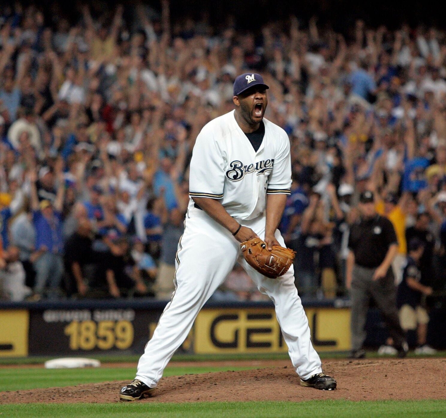 MLB trade deadline demands bravery, early moves | Shareable Stories ...