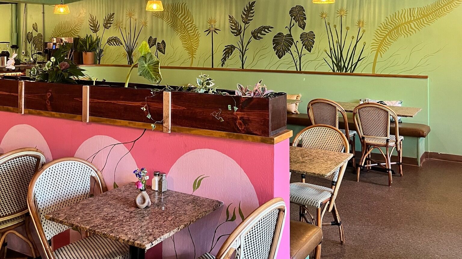 Pink Flamingo Brunch Club opens on State Street — along with eight ...