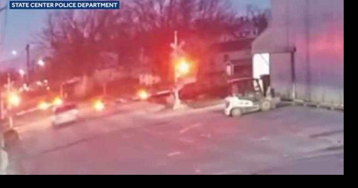 Van narrowly escapes train collision in Iowa | News | channel3000.com