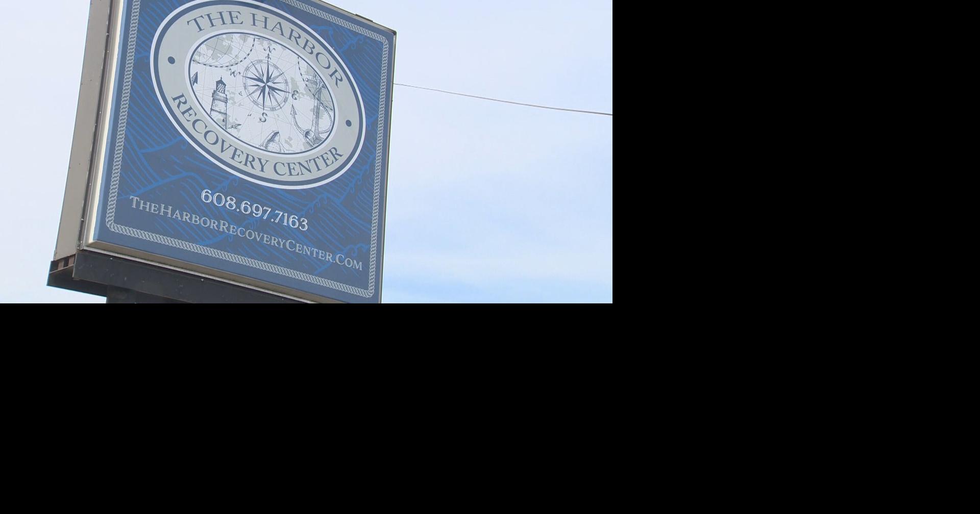 Sen. Baldwin visits Portage addiction recovery center to discuss opioid ...