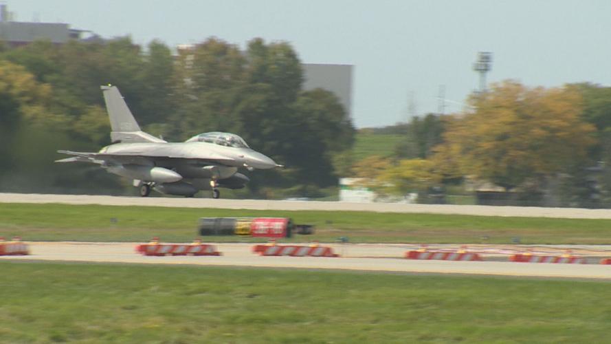 Final F-16s from 115th Fighter Wing take off from Truax Field ahead of ...
