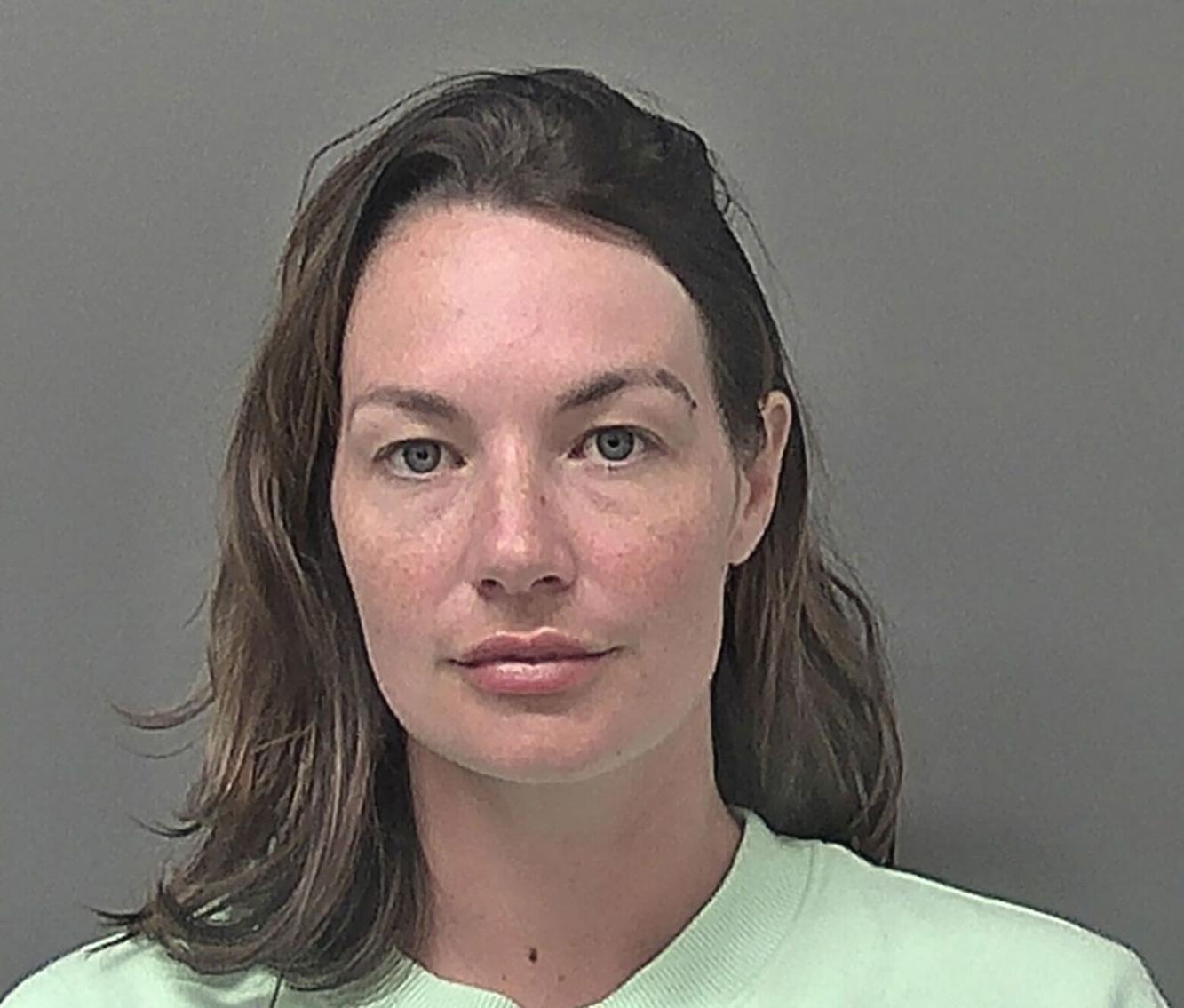 Vacation selfies of a British woman ‘dripping in diamonds’ lead to her ...