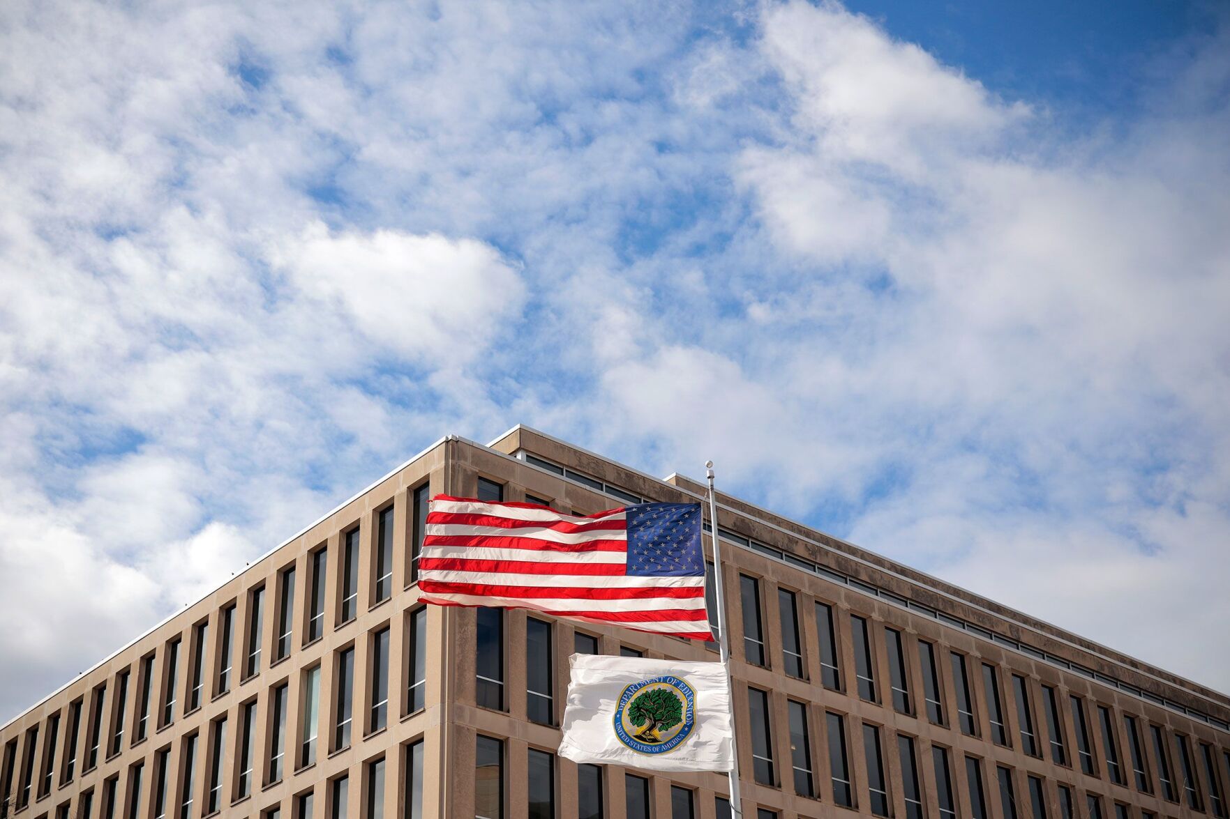 Trump administration announces deal to end Biden-era student debt ...