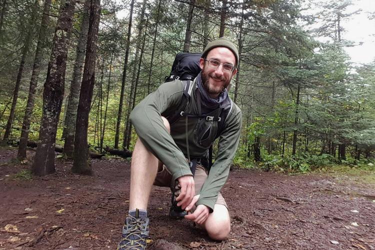 Alex Pretti broke rib in confrontation with federal agents a week ...