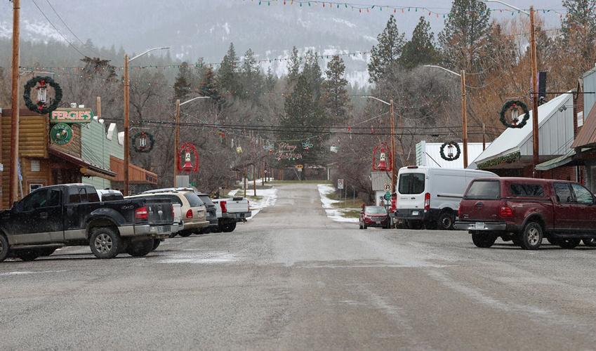 You Don’t Just Pass Through Hot Springs | News | charkoosta.com