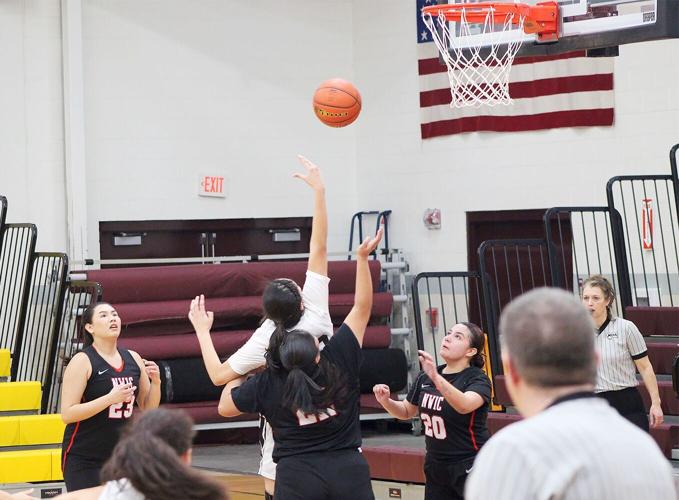 SKC Bison and Lady Bison basketball teams hit courts | News ...