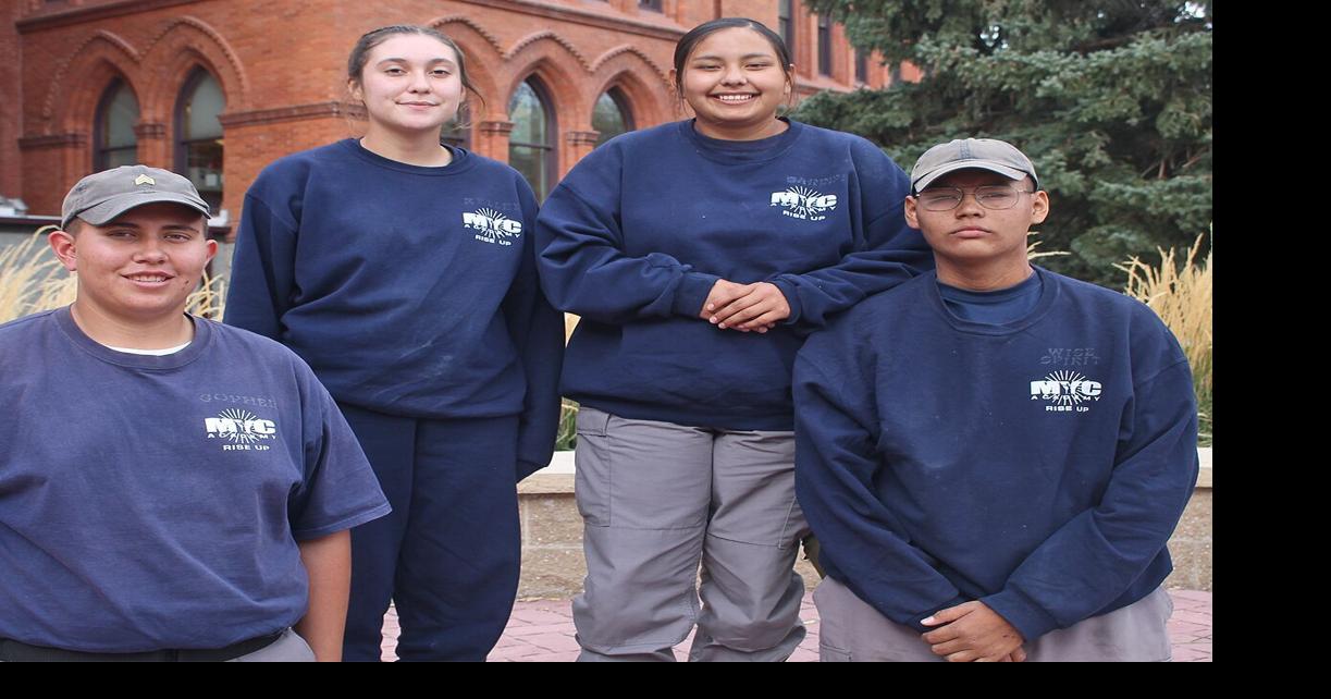 Tribal youth take first steps to better life | News | charkoosta.com