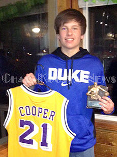Ronan awards outstanding basketball team | News | charkoosta.com