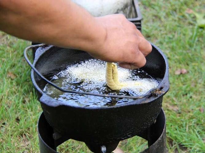 CHEROKEE EATS: Fish Fry | Multimedia | cherokeephoenix.org