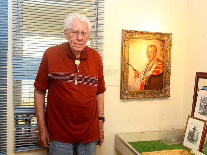 Stine proud of Cherokee, British heritage | Multimedia ...