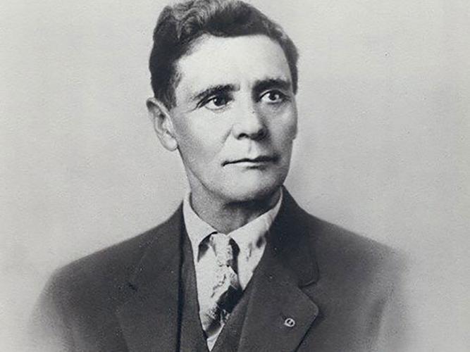 Stine proud of Cherokee, British heritage | Multimedia ...