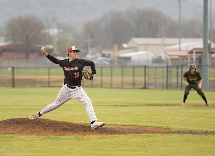 Stilwell Indians baseball team features Cherokee syllabary on uniforms ...