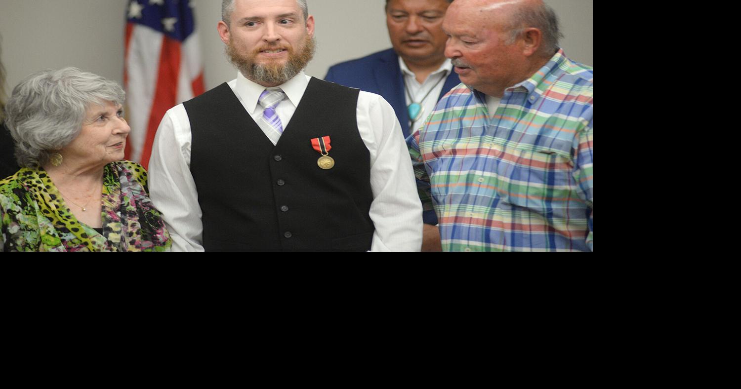 Dale, Shade honored for their military service | People ...