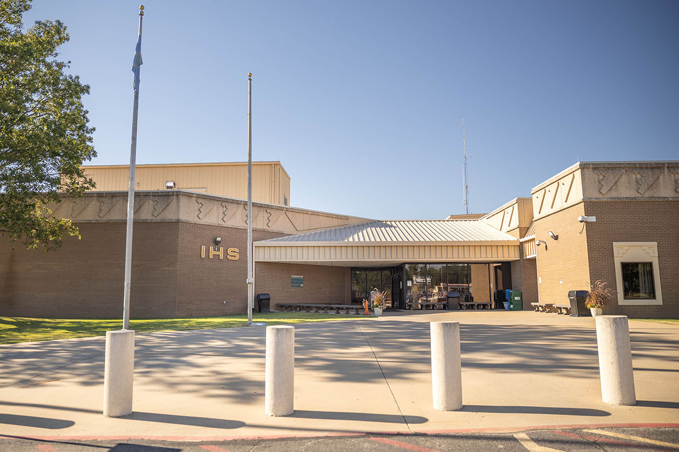 Hoskin, Warner propose construction of a new Claremore Outpatient and ...