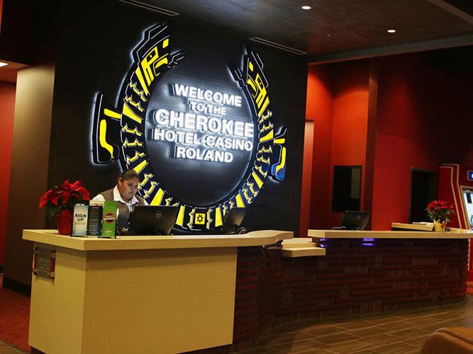 New hotel opens at Roland casino | News | cherokeephoenix.org