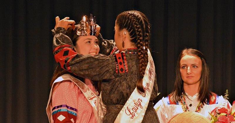 Pigeon crowned 2017-18 Junior Miss Cherokee | News | cherokeephoenix.org