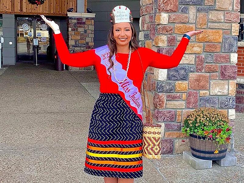 Whitekiller earns Miss Indian Oklahoma crown | People | cherokeephoenix.org